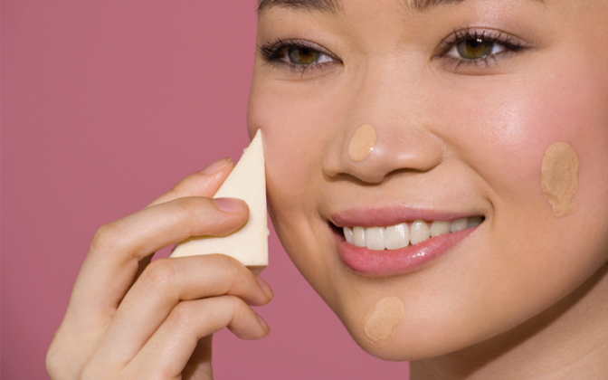 Why Makeup turns Grey – All possible reasons! – Imam Khomeini isf